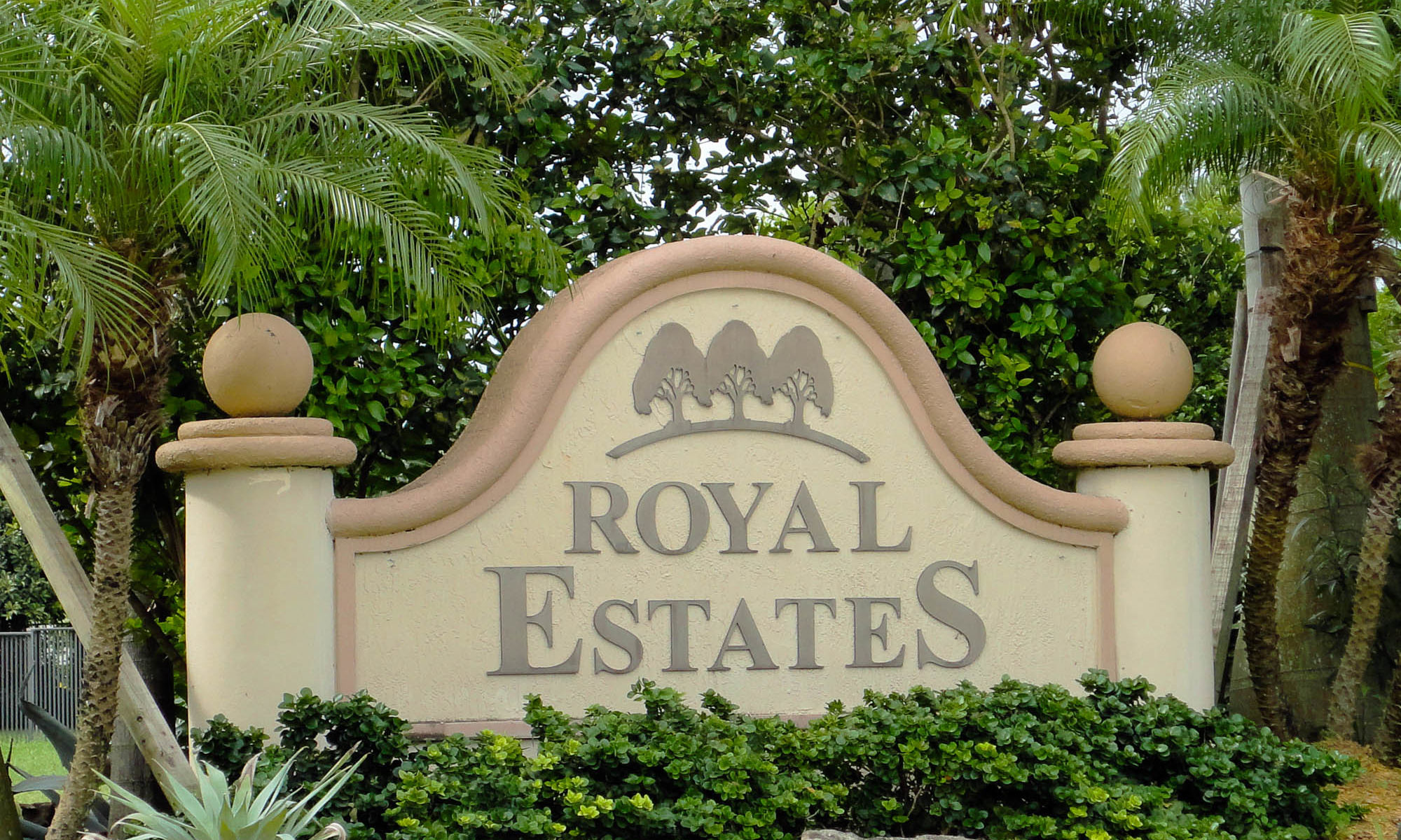 Royal Estates Royal Palm Beach | Echo Fine Properties