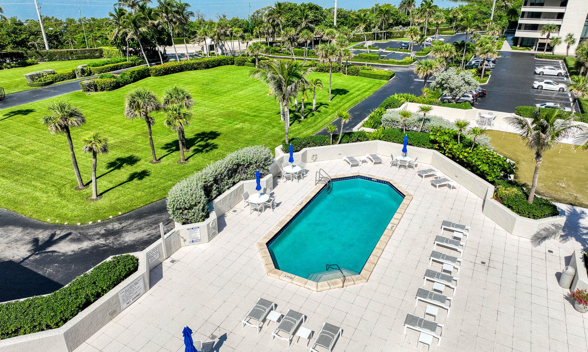 Water Glades Singer Island 12 Homes for Sale | Echo Fine Properties