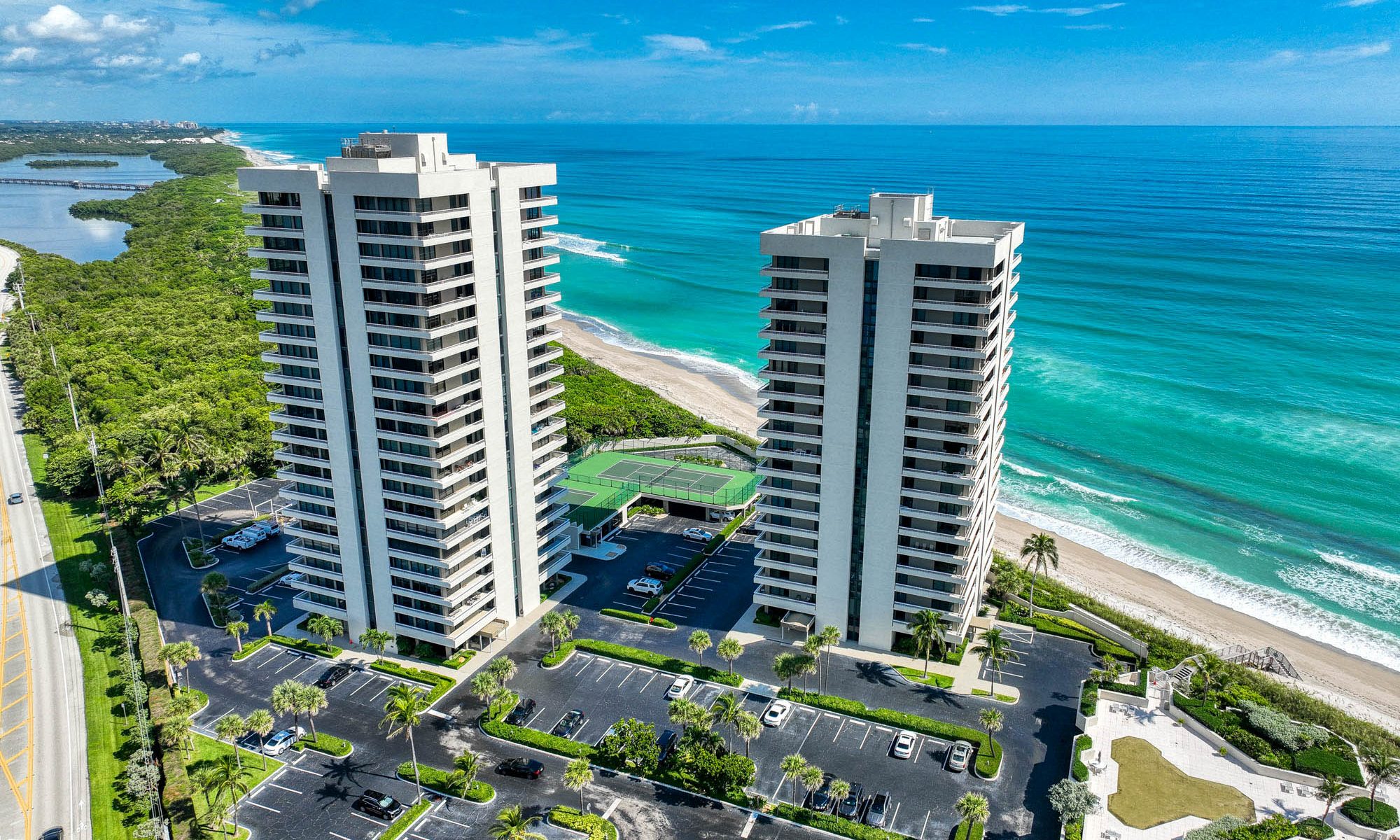 Water Glades Singer Island 12 Homes for Sale | Echo Fine Properties