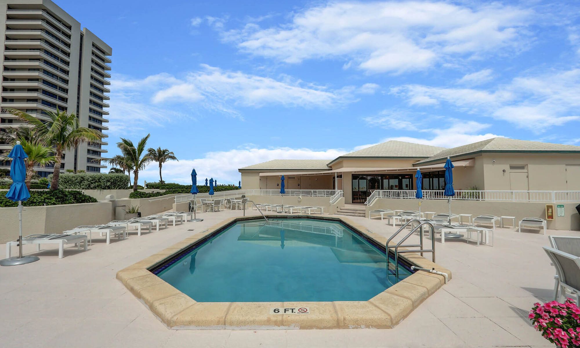Water Glades Singer Island 12 Homes for Sale | Echo Fine Properties