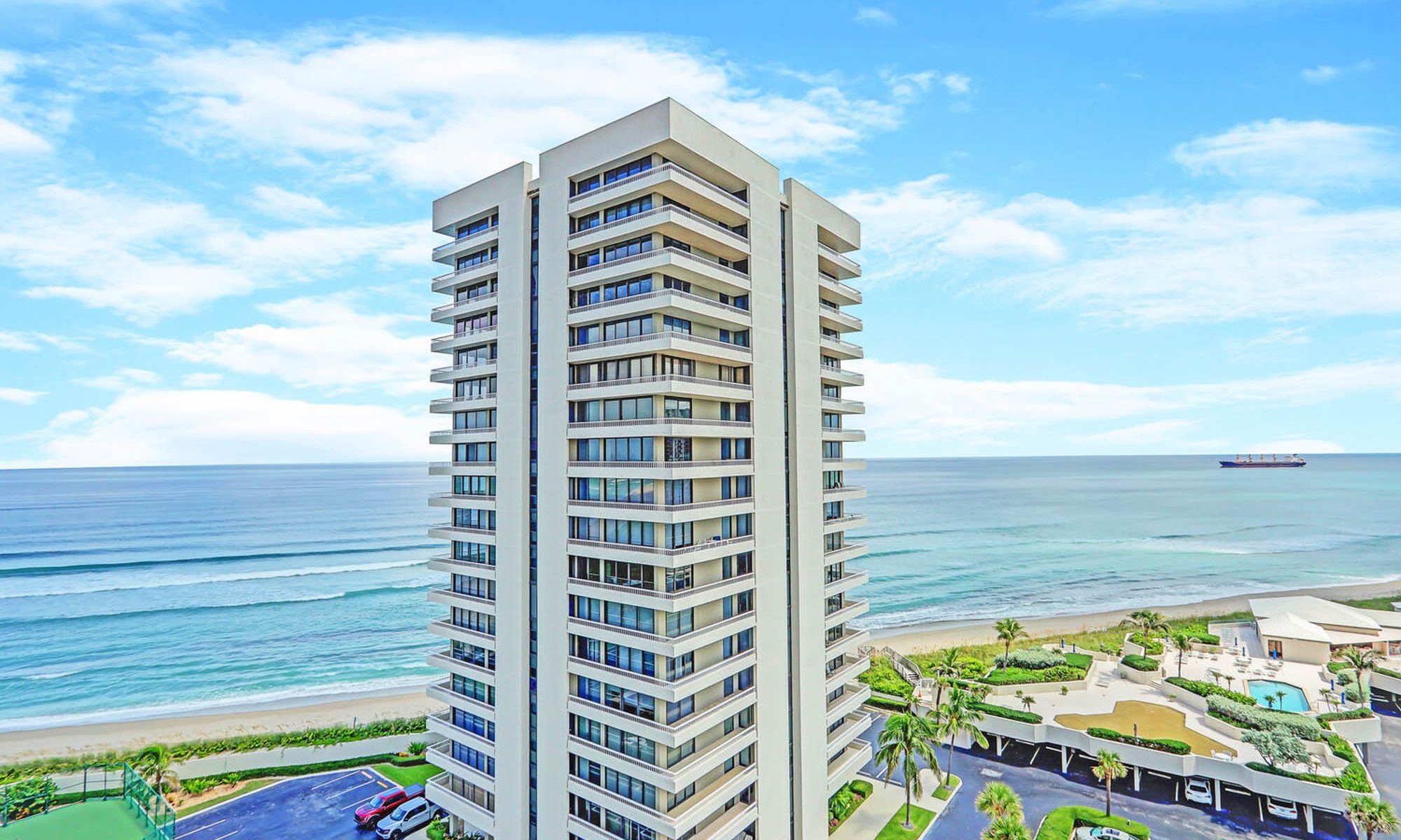 Water Glades Singer Island 12 Homes for Sale | Echo Fine Properties
