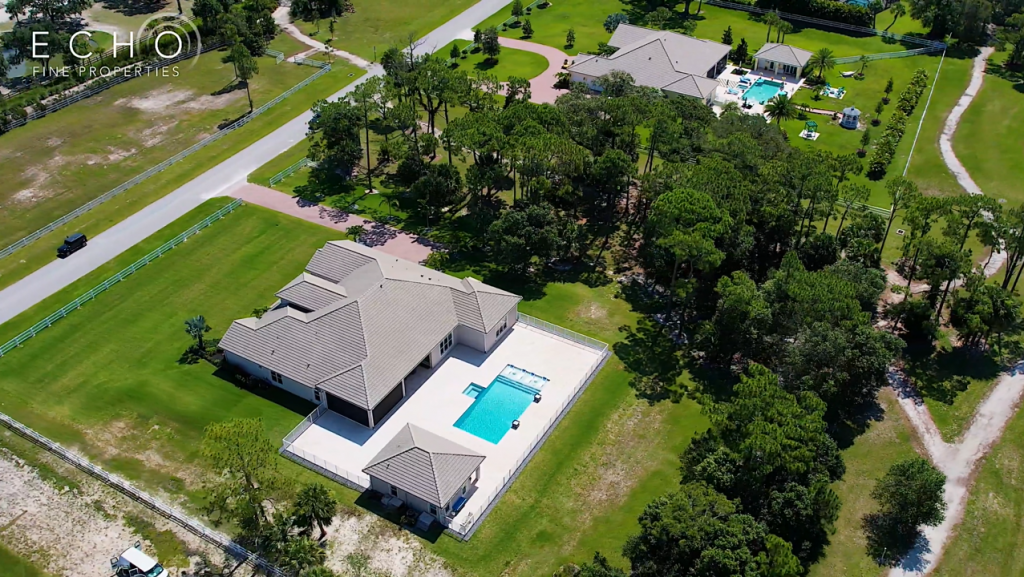 RADIANT IN REYNOLDS RANCH! - Echo Fine Properties