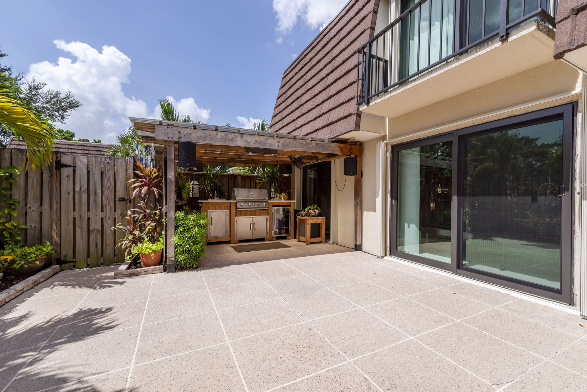 Just Listed | 1107 11th Lane - Echo Fine Properties
