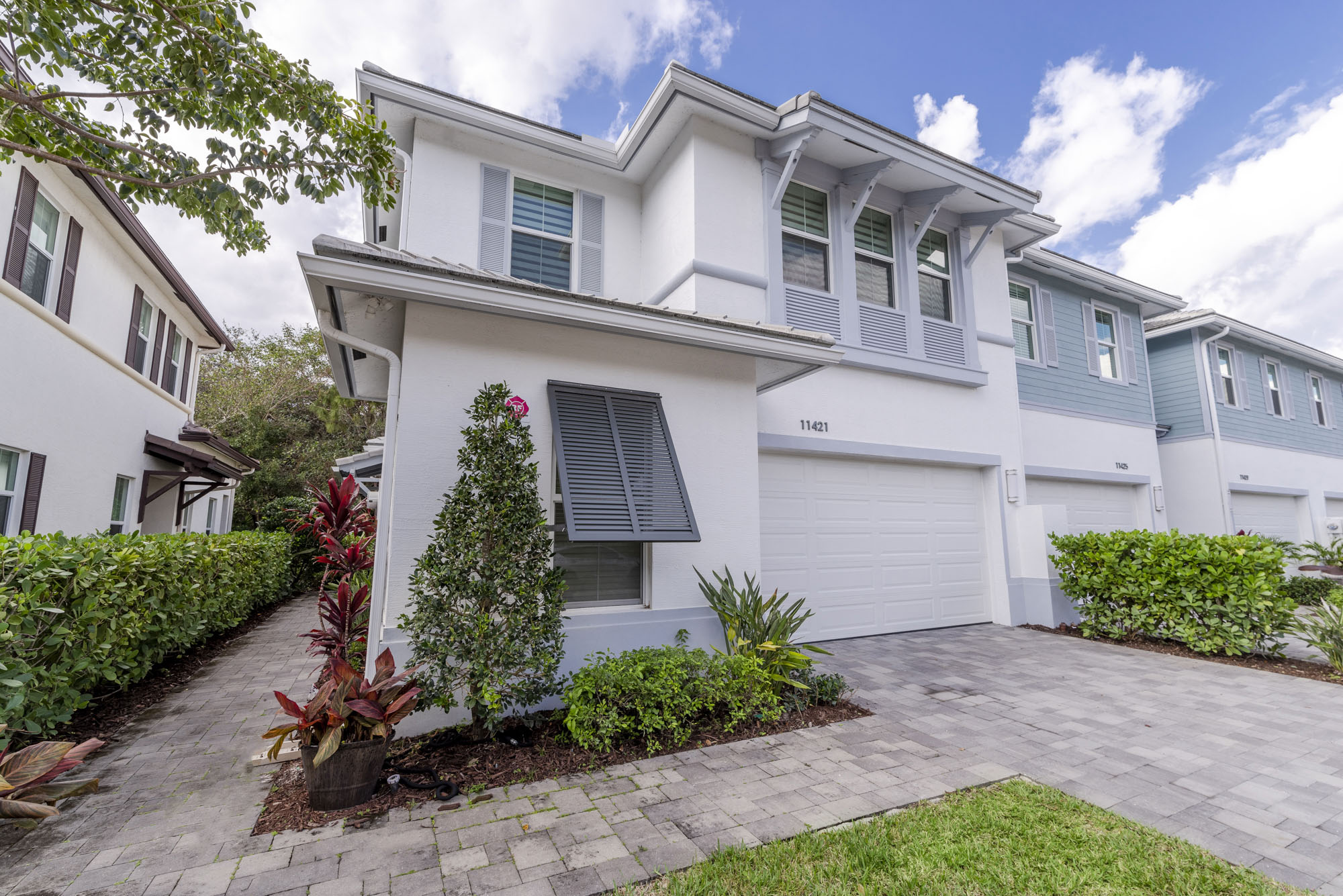 Just Listed | 11421 Pointe Midtown Drive - Echo Fine Properties